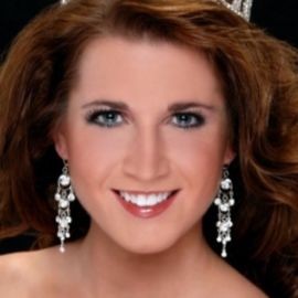 Abbey Curran’s Booking Agent and Speaking Fee - Speaker Booking Agency