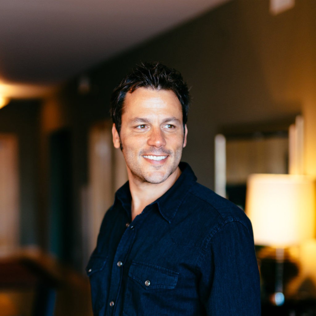 Ryan Estis’s Booking Agent and Speaking Fee - Speaker Booking Agency