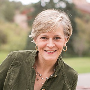 Dr. Juli Slattery’s Booking Agent and Speaking Fee - Speaker Booking Agency