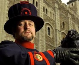 Christopher Skaife’s Booking Agent and Speaking Fee - Speaker Booking ...