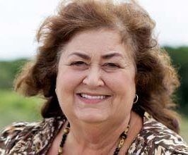 Jeanne White-Ginder’s Booking Agent and Speaking Fee - Speaker Booking ...