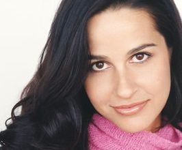 Danielle Hartnett’s Booking Agent and Speaking Fee - Speaker Booking Agency