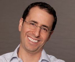 Alberto Perlman’s Booking Agent and Speaking Fee - Speaker Booking Agency