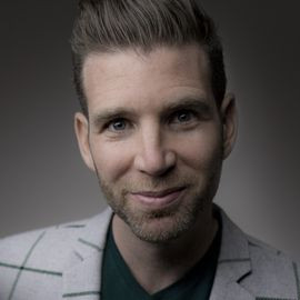 Joshua Jay’s Booking Agent and Speaking Fee - Speaker Booking Agency