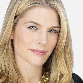 Alison Moore’s Booking Agent and Speaking Fee - Speaker Booking Agency