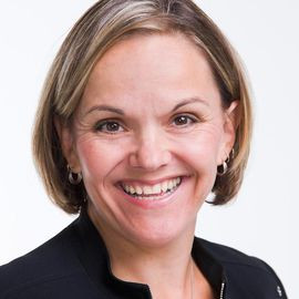 Michelle Cederberg’s Booking Agent and Speaking Fee - Speaker Booking ...