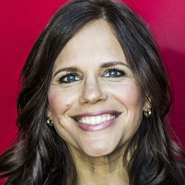 Jennifer Sey’s Booking Agent and Speaking Fee - Speaker Booking Agency