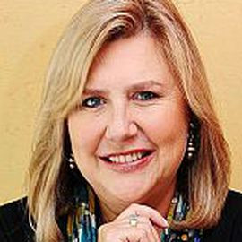 Kim McKay’s Booking Agent and Speaking Fee - Speaker Booking Agency