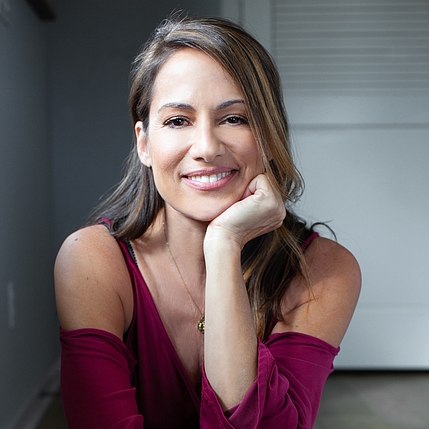 Anna David’s Booking Agent and Speaking Fee - Speaker Booking Agency