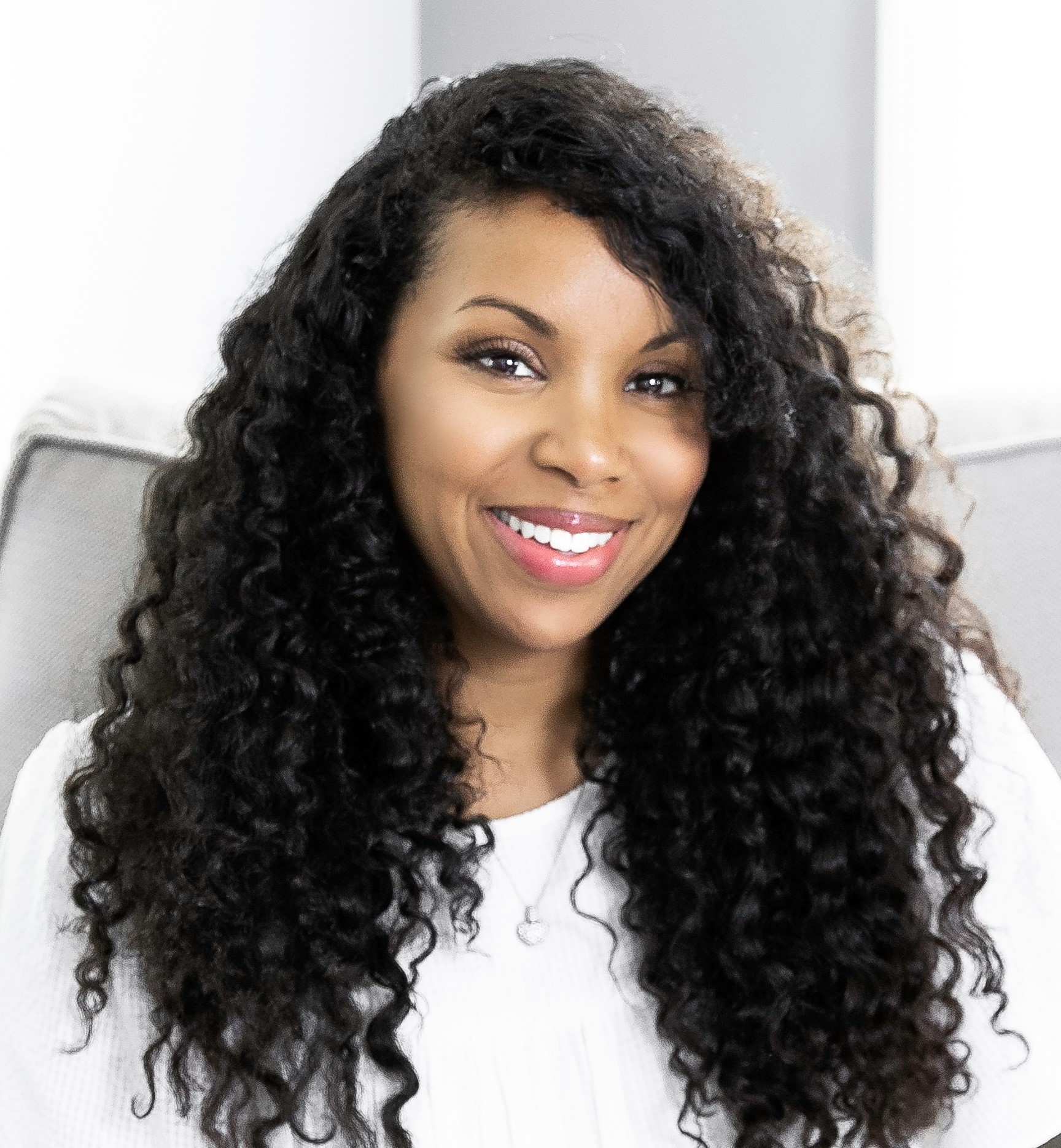 Codie Elaine Oliver’s Booking Agent and Speaking Fee - Speaker Booking ...